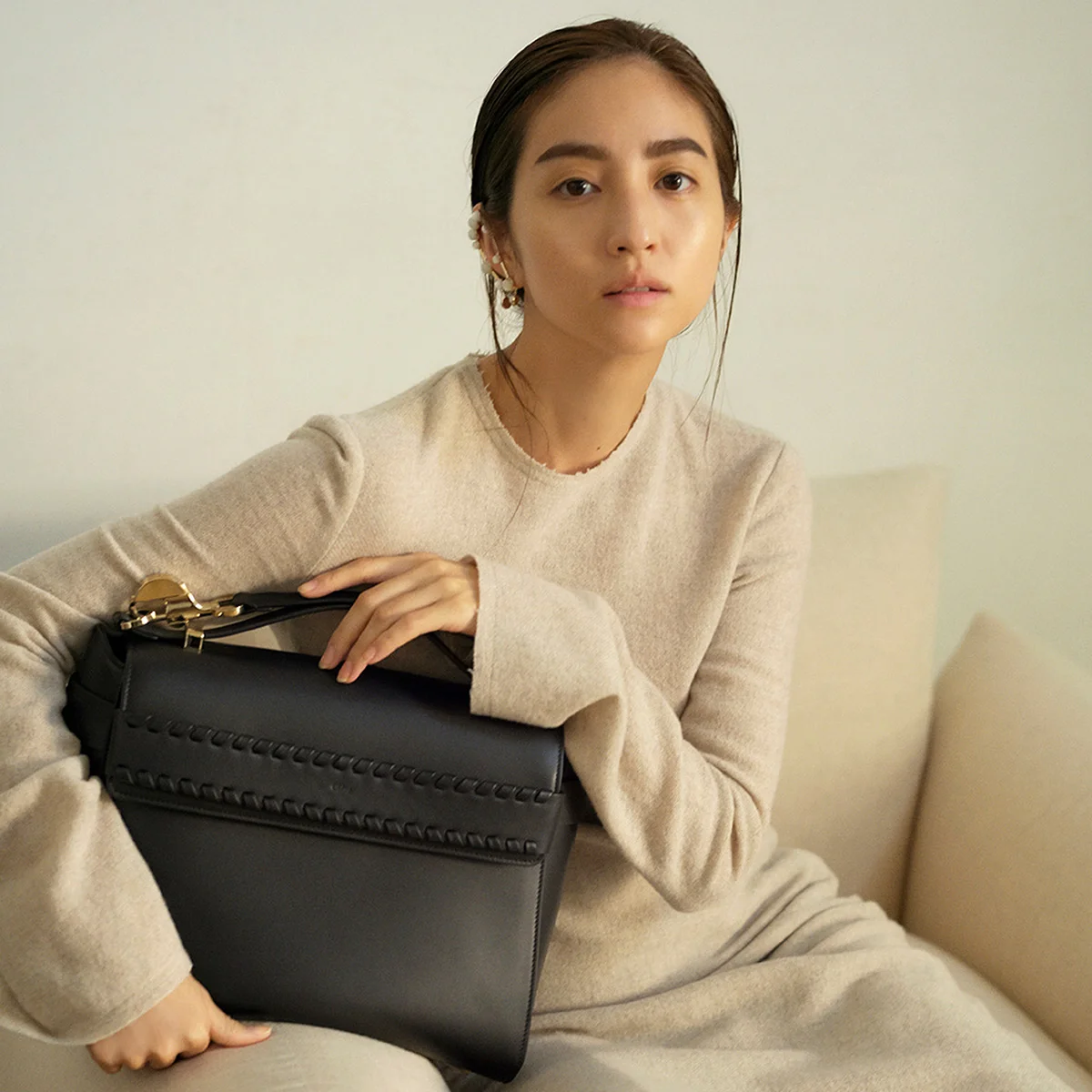 幸福な香りで満たしてくれる、天使のお香ペーパー #深夜のこっそり話 #1599 - 【SKB】深夜のこっそり話 - ビューティ | SPUR