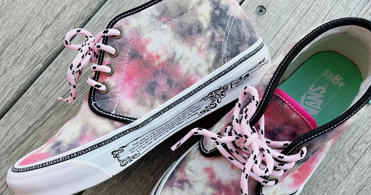 大人こそ【Aries（アリーズ）】の人気コラボスニーカー #深夜のこっそり話 #1886 - 【SKB】深夜のこっそり話 - ビューティ | SPUR